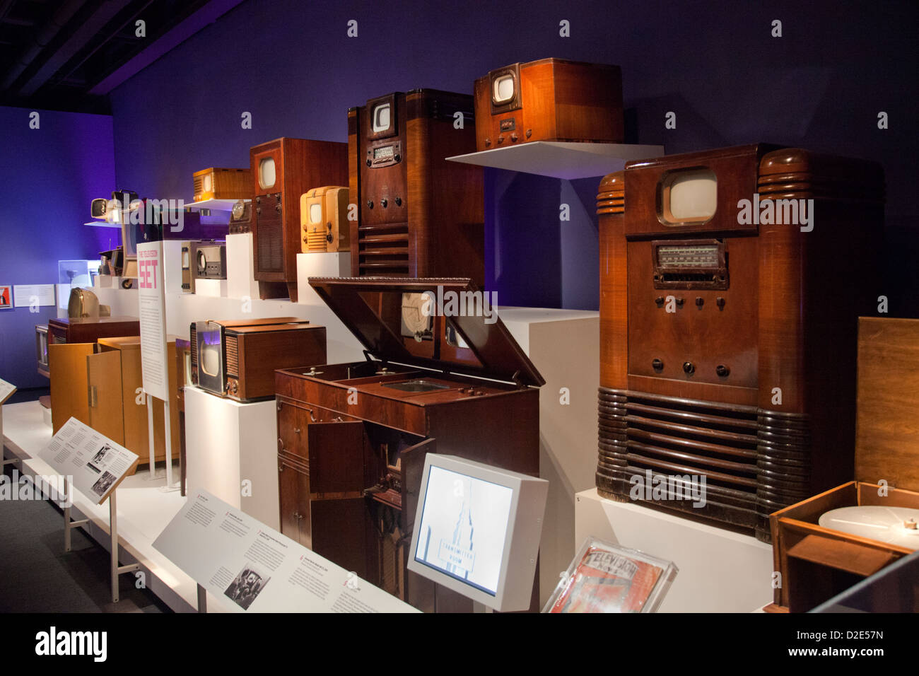 Moving cameras hi-res stock photography and images - Alamy