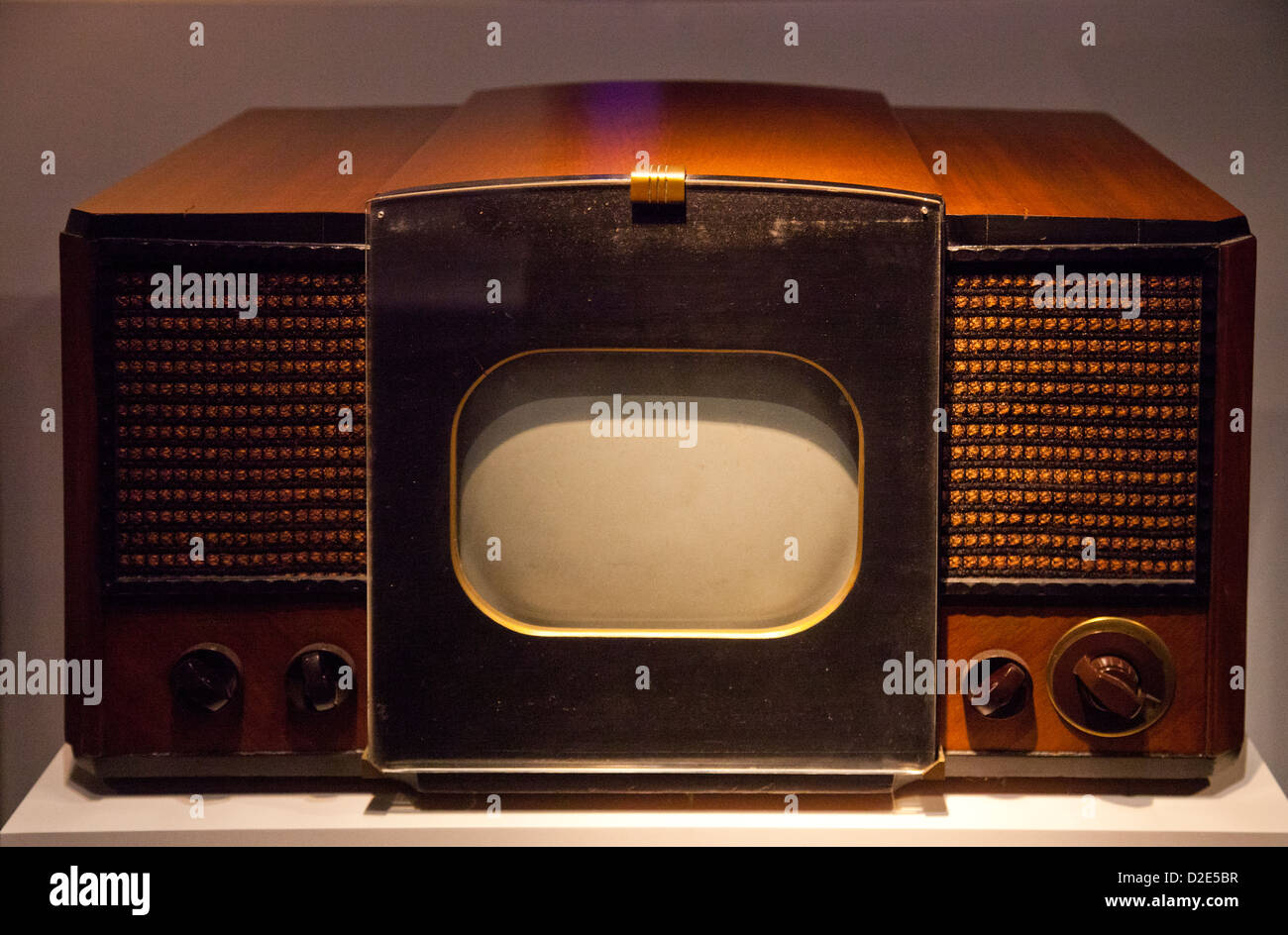 Moving picture cameras hi-res stock photography and images - Alamy