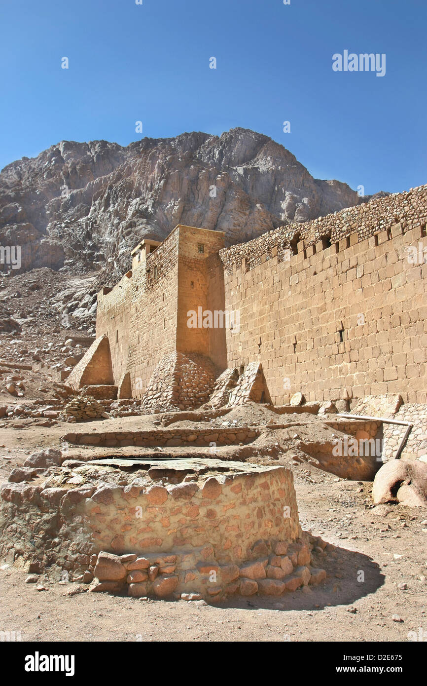 Moses well hi-res stock photography and images - Alamy