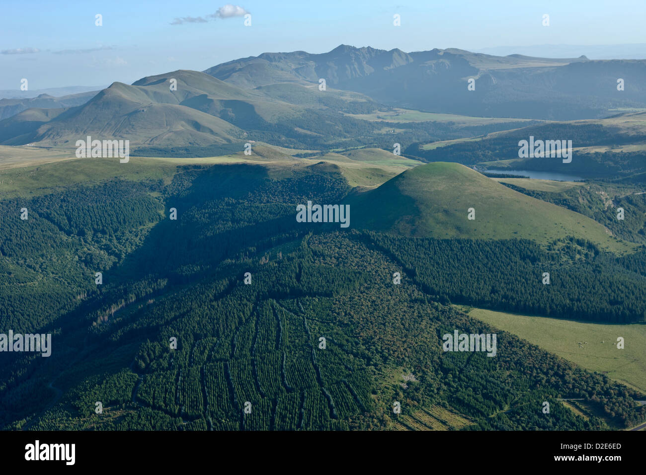CHAINE DES PUYS NATURE PARK OF VOLCANOES AUVERGNE MASSIF CENTRAL FRANCE ...