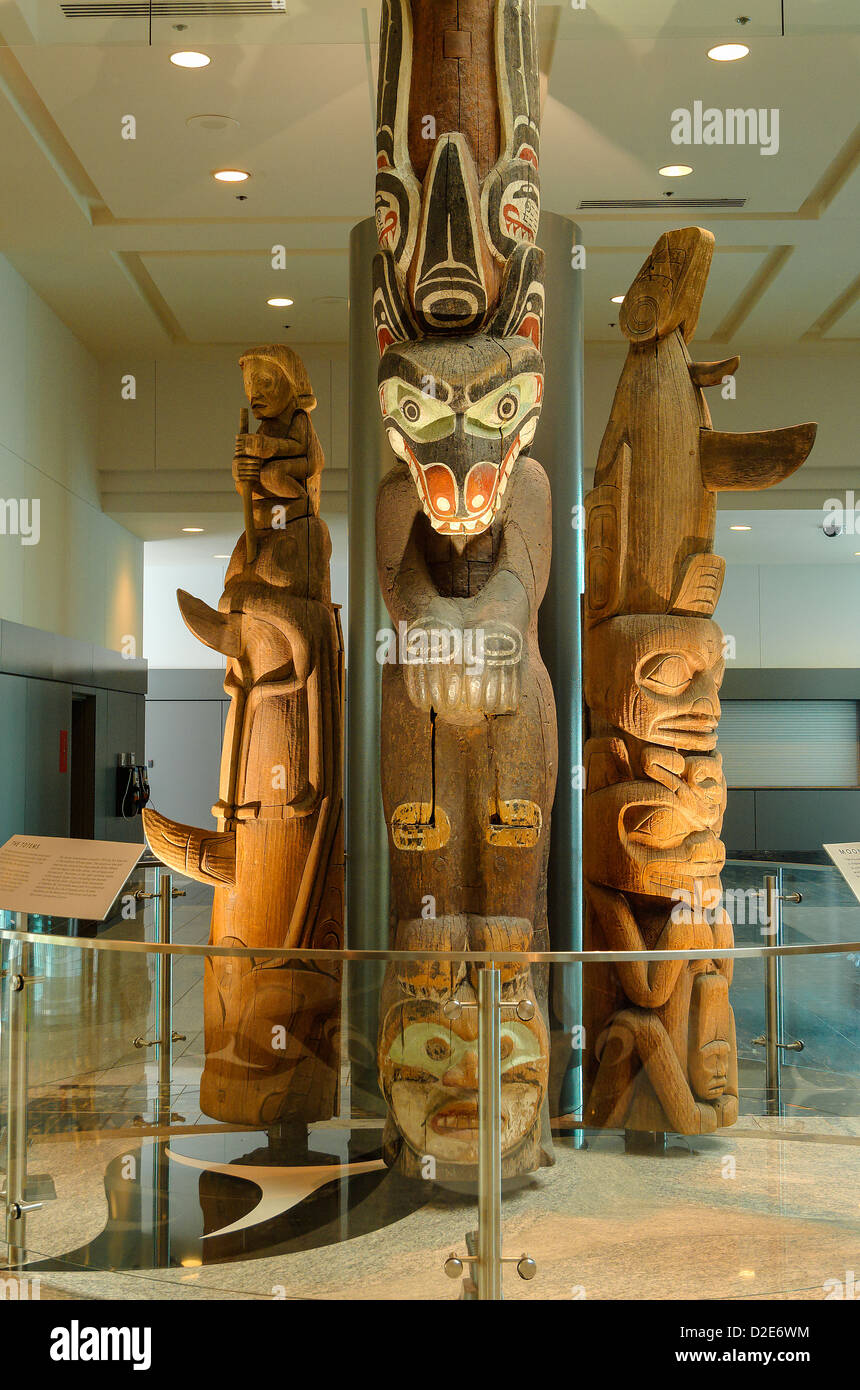 Hotel totem hi-res stock photography and images - Alamy