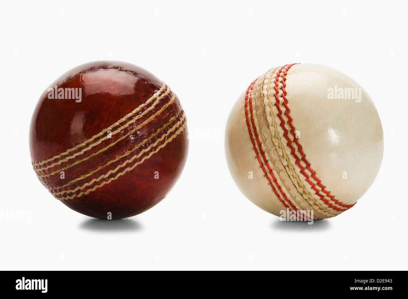 White cricket ball hi-res stock photography and images - Alamy