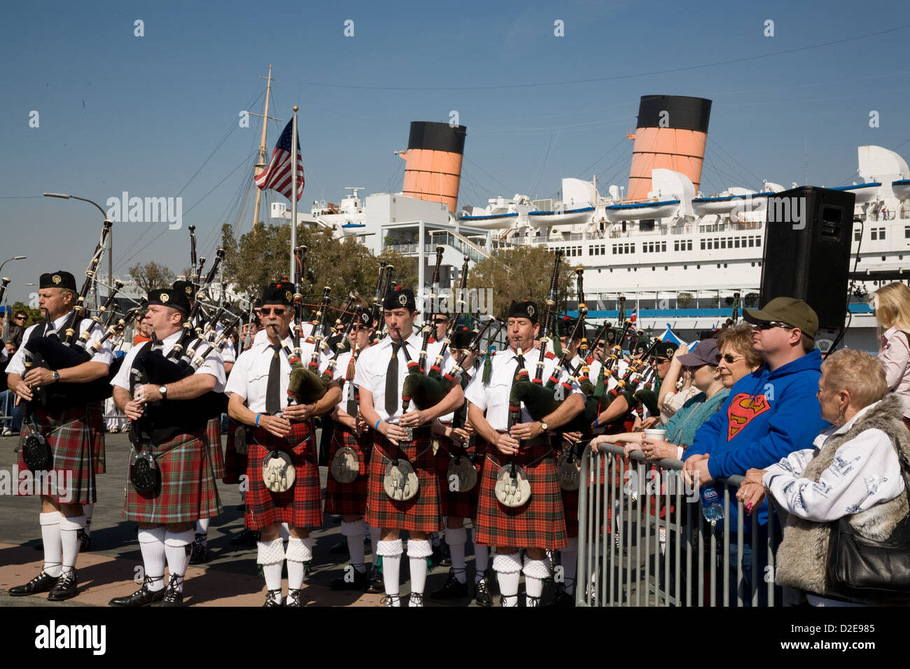 Bagpipers in the Grand Parade of Clans at the Scotsfest Scottish ...