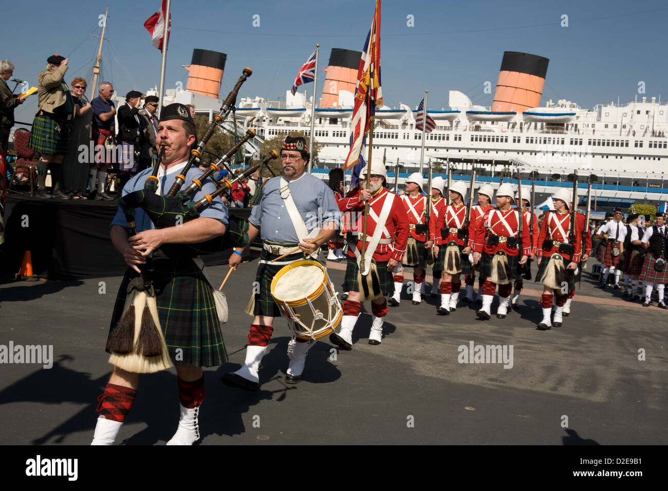 Bagpipers in the Grand Parade of Clans at the Scotsfest Scottish ...