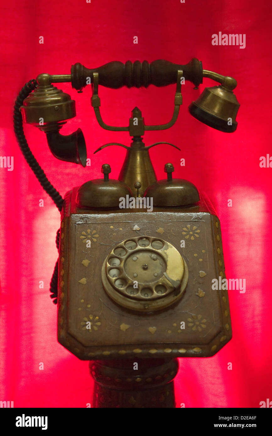 Telephone vintage india hi-res stock photography and images - Alamy