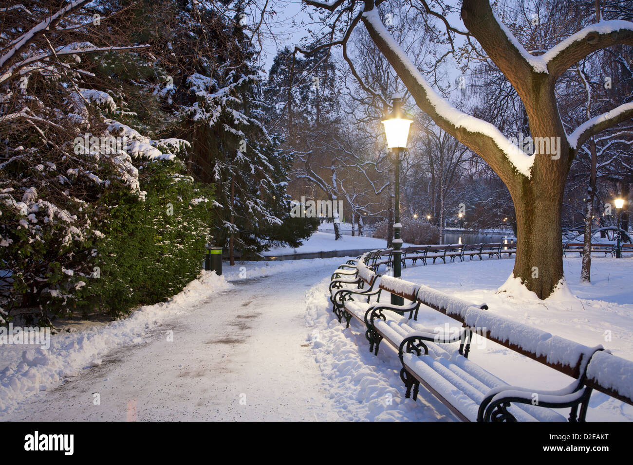 Vienna - Stadtpark in winter morning Stock Photo - Alamy