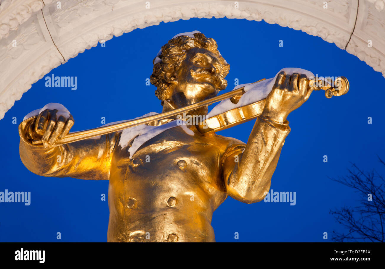 Johan Strauss memorial from Vienna Stadtpark in winter dusk Stock Photo ...