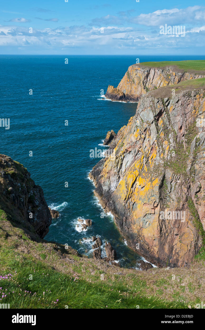 Coastal cliffs hi-res stock photography and images - Alamy