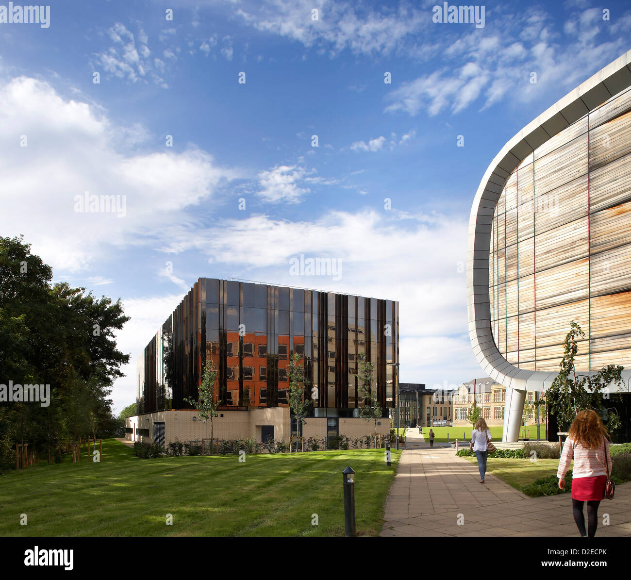 Mirror finish cladding hi-res stock photography and images - Alamy