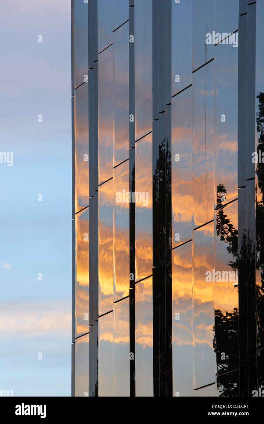 University of leeds library hi-res stock photography and images - Alamy