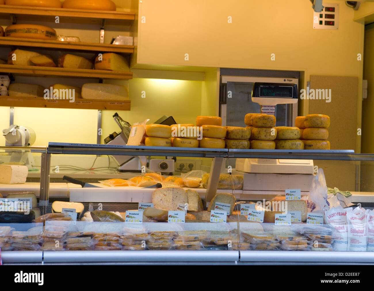 European cheese stall Stock Photo - Alamy