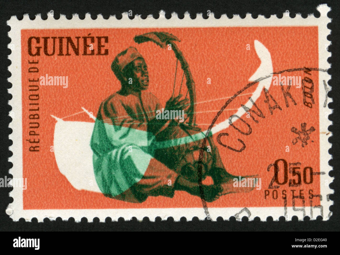 Guinea folk instruments hi-res stock photography and images - Alamy