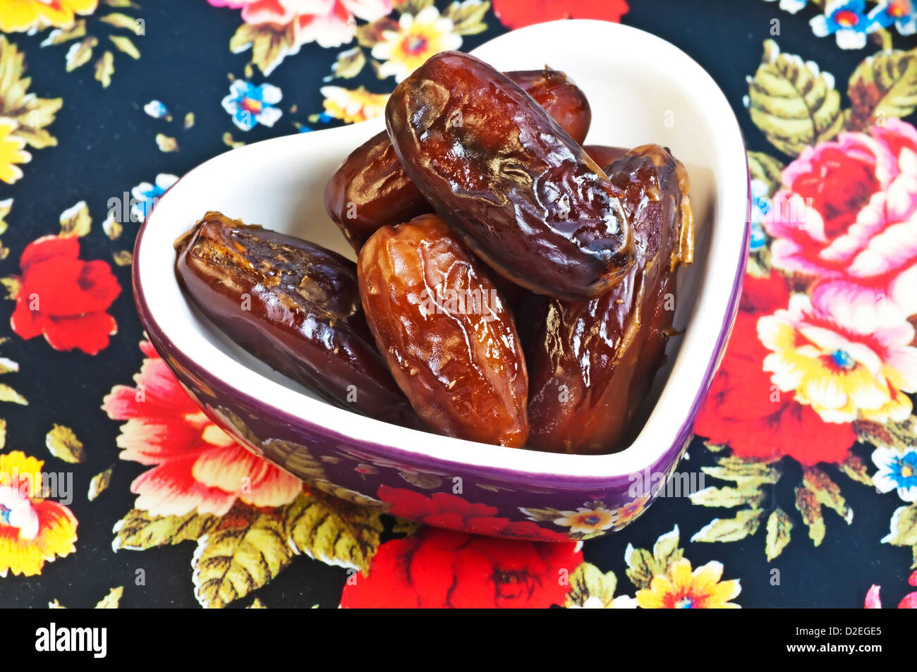 Arabian dessert hi-res stock photography and images - Alamy