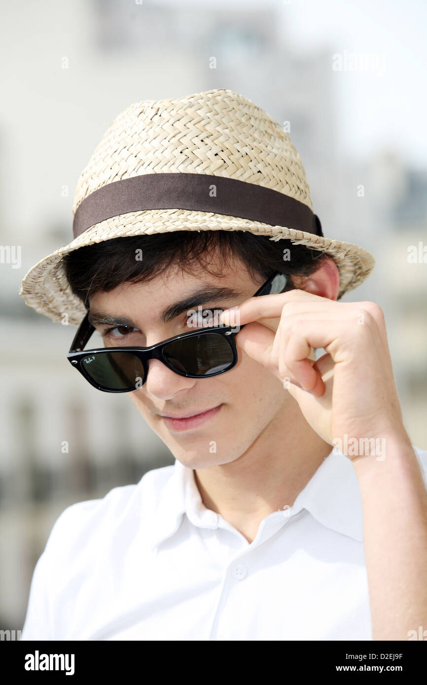 Portraits 17 year old male hi-res stock photography and images - Alamy