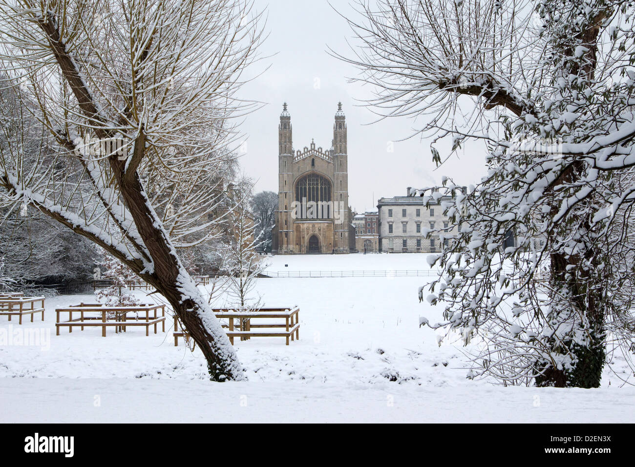 Cambridge winter snow uni hi-res stock photography and images - Alamy