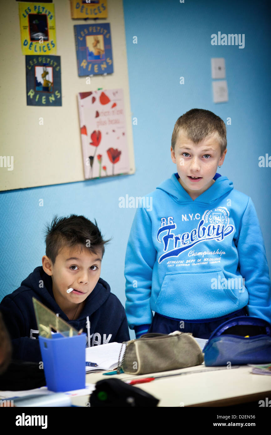 PRIMARY SCHOOL CLASS Stock Photo - Alamy