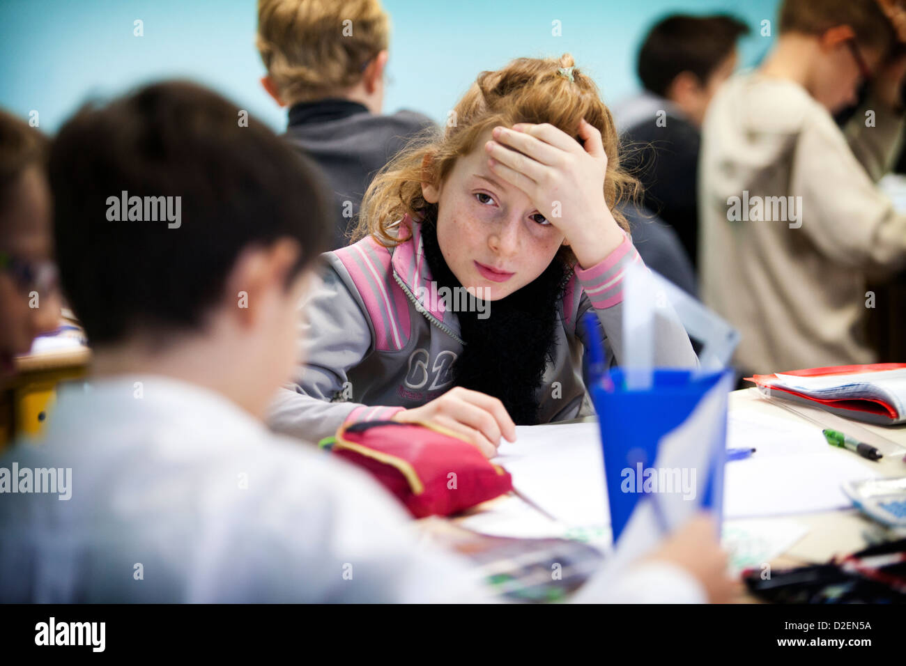 PRIMARY SCHOOL CLASS Stock Photo - Alamy