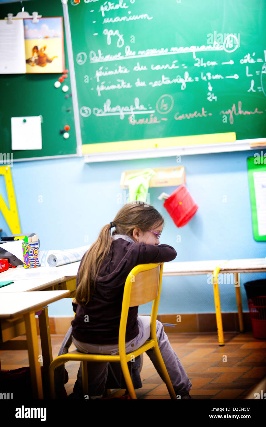 PRIMARY SCHOOL CLASS Stock Photo - Alamy