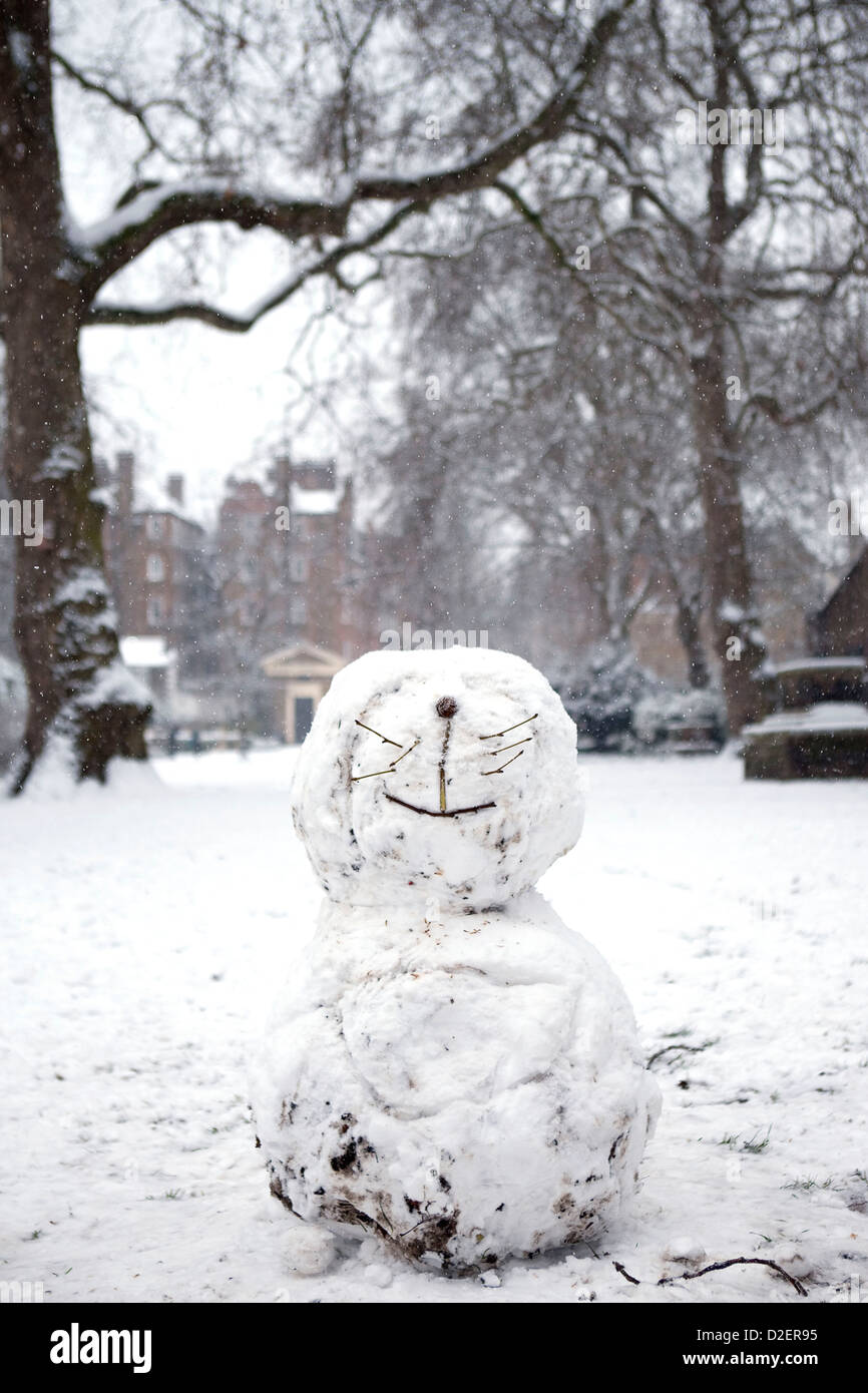 cute snowman in St. George's Garden, Bloomsbury, London Stock Photo - Alamy