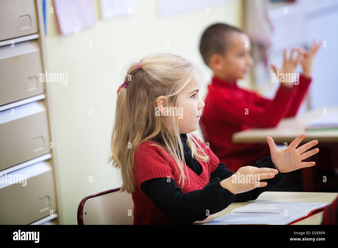 PRIMARY SCHOOL CLASS Stock Photo - Alamy