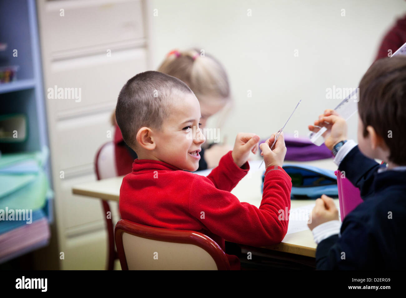 Boys fighting classroom hi-res stock photography and images - Alamy