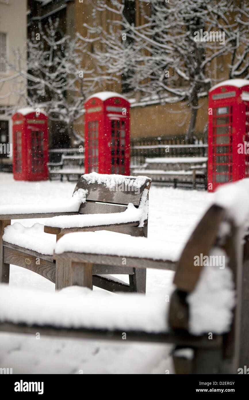 Gordon square bloomsbury hi-res stock photography and images - Alamy