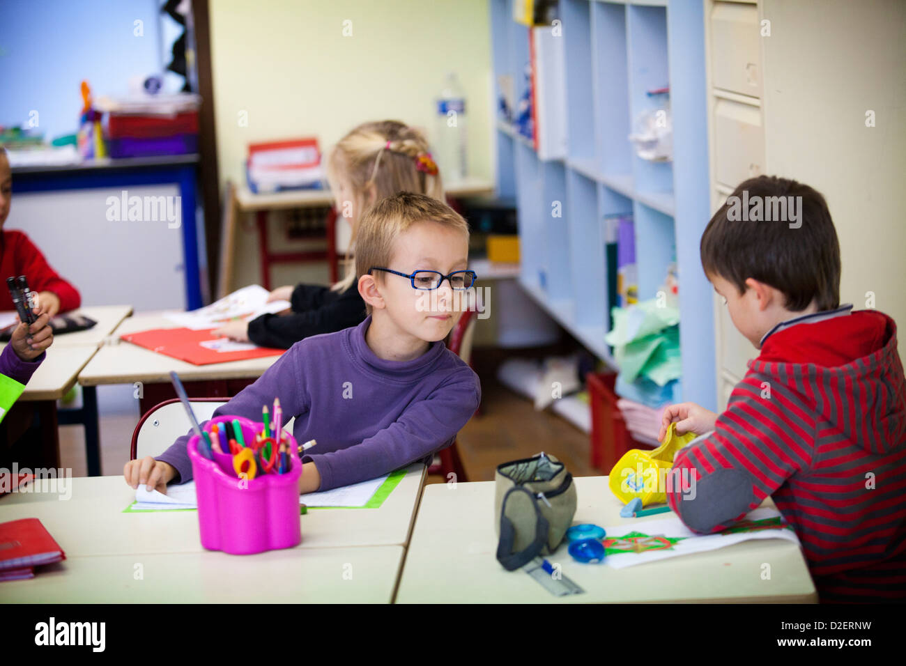 PRIMARY SCHOOL CLASS Stock Photo - Alamy