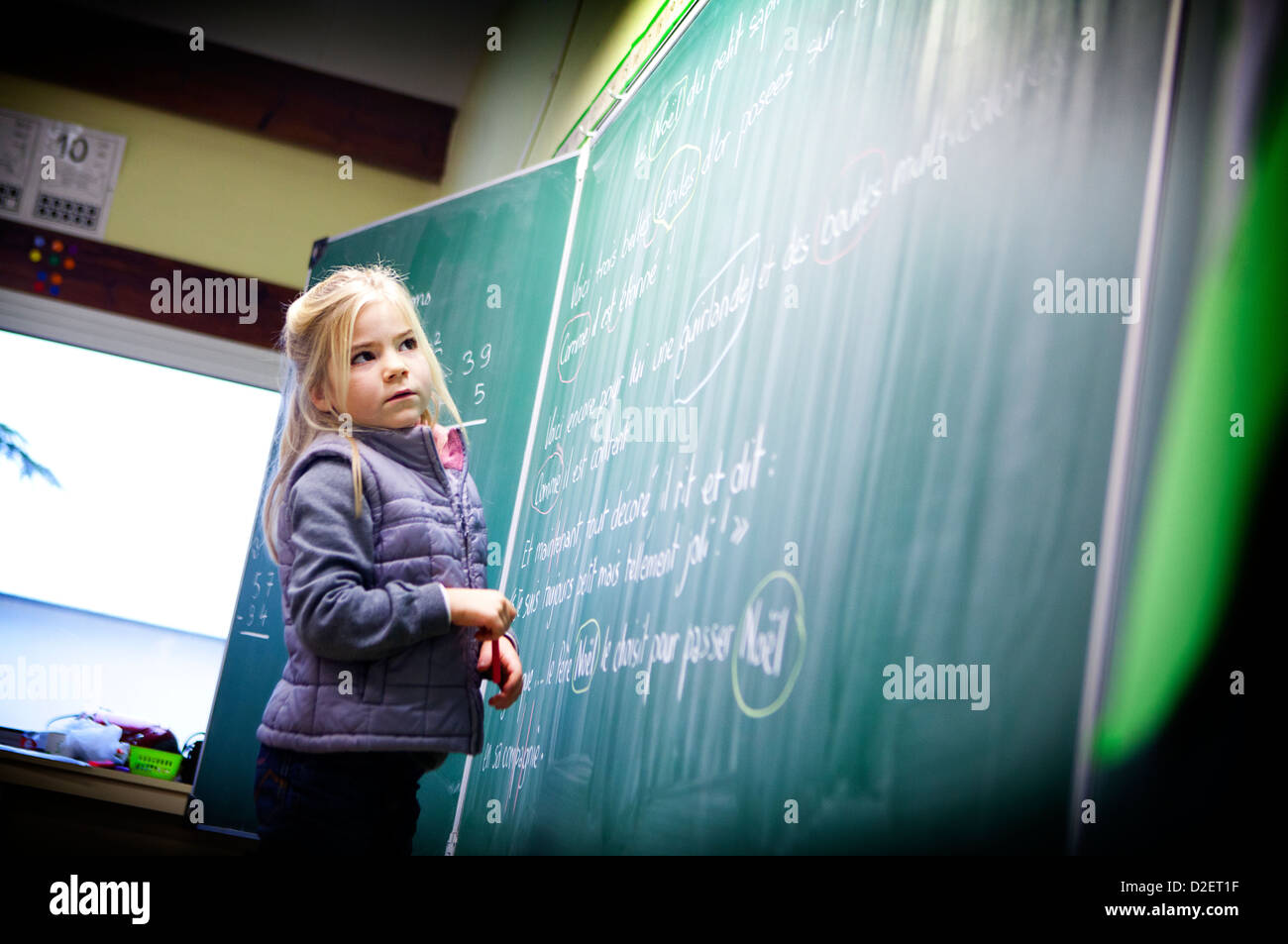 PRIMARY SCHOOL CLASS Stock Photo - Alamy