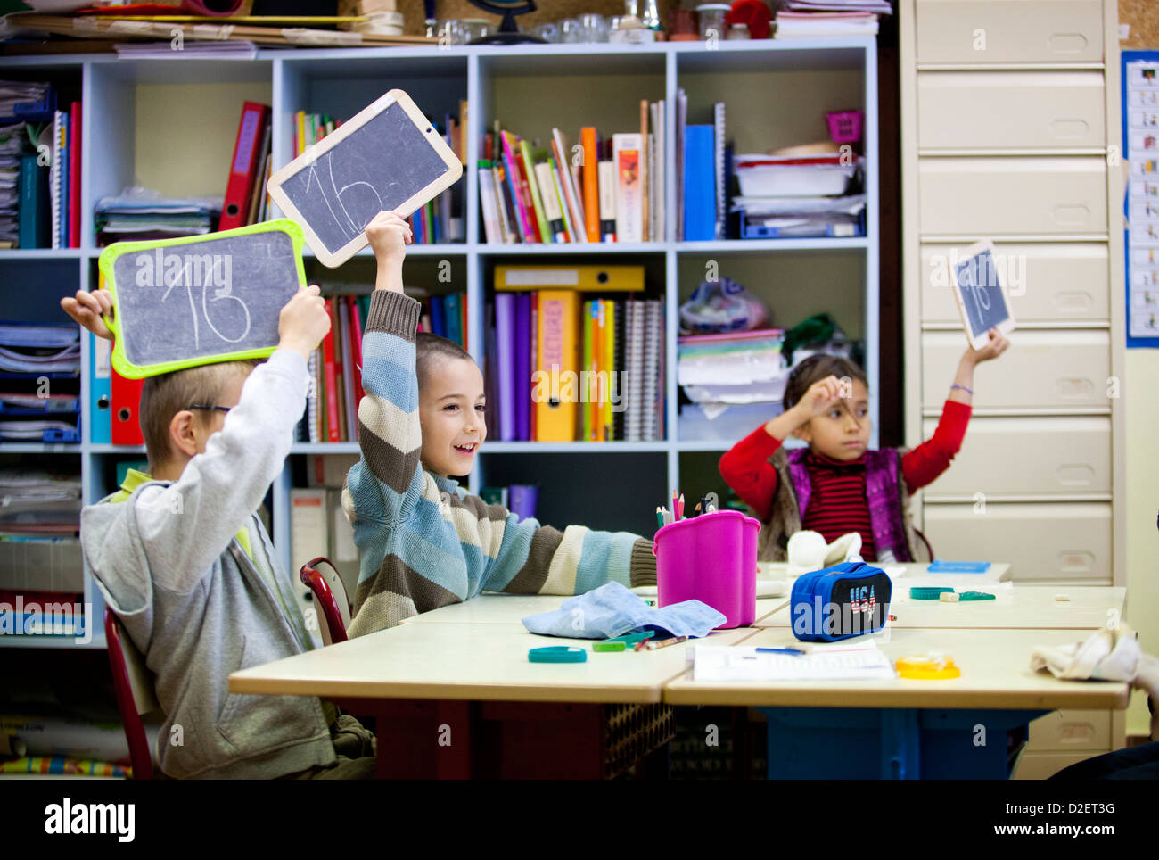 PRIMARY SCHOOL CLASS Stock Photo - Alamy