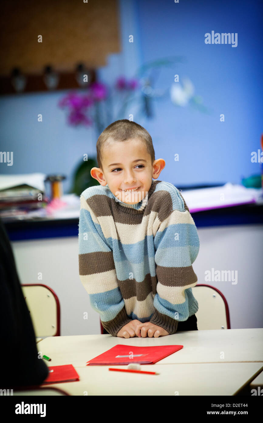 PRIMARY SCHOOL CLASS Stock Photo - Alamy