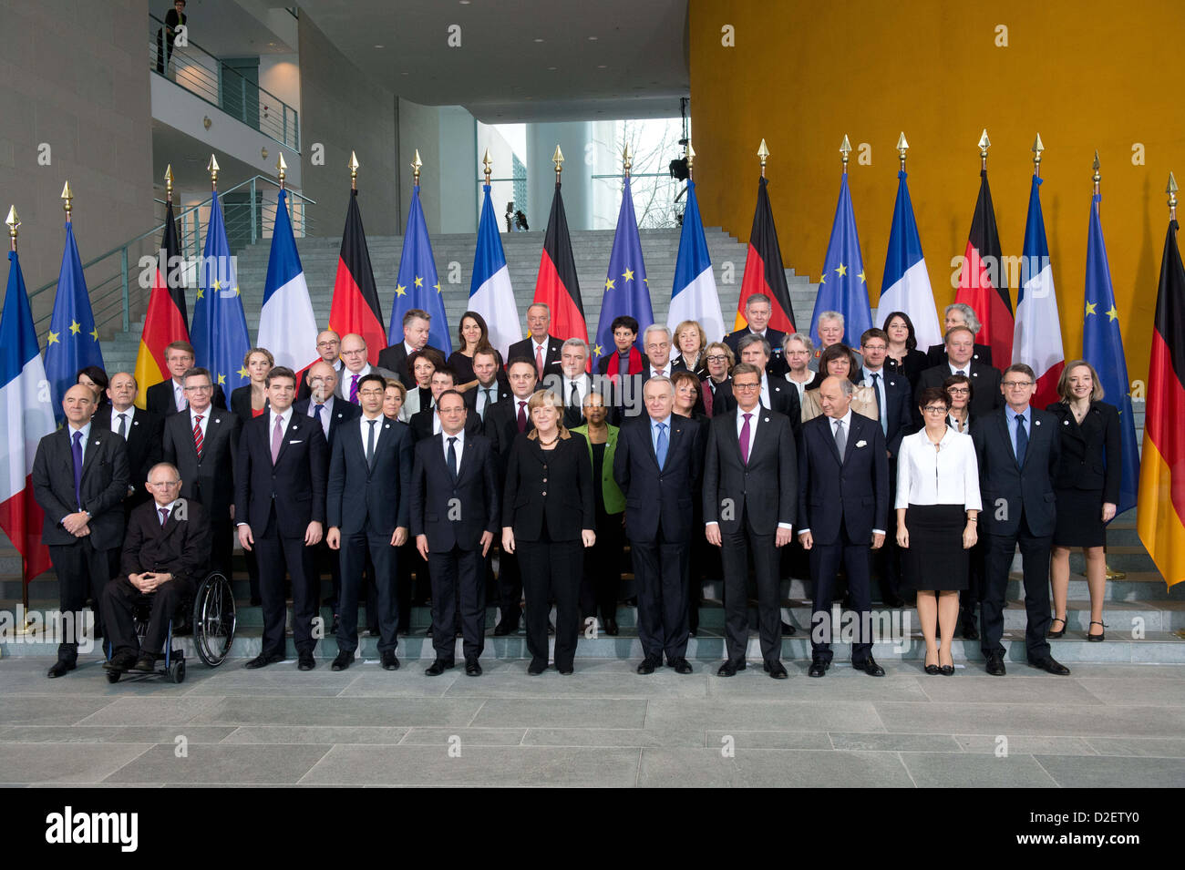 Members of the German and French government stand together for a family ...