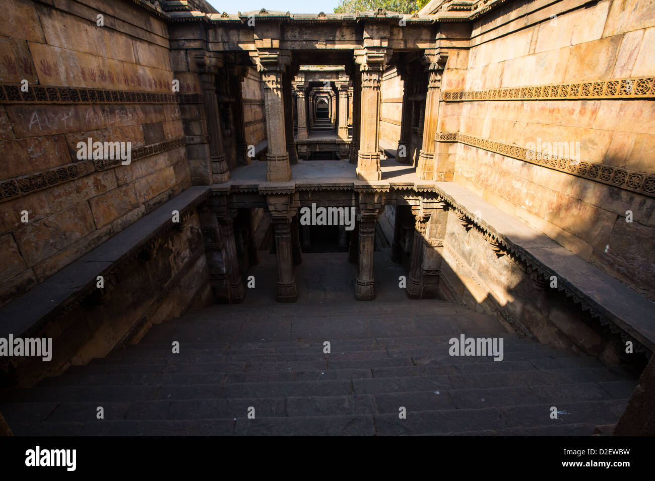 Indian step well hi-res stock photography and images - Alamy