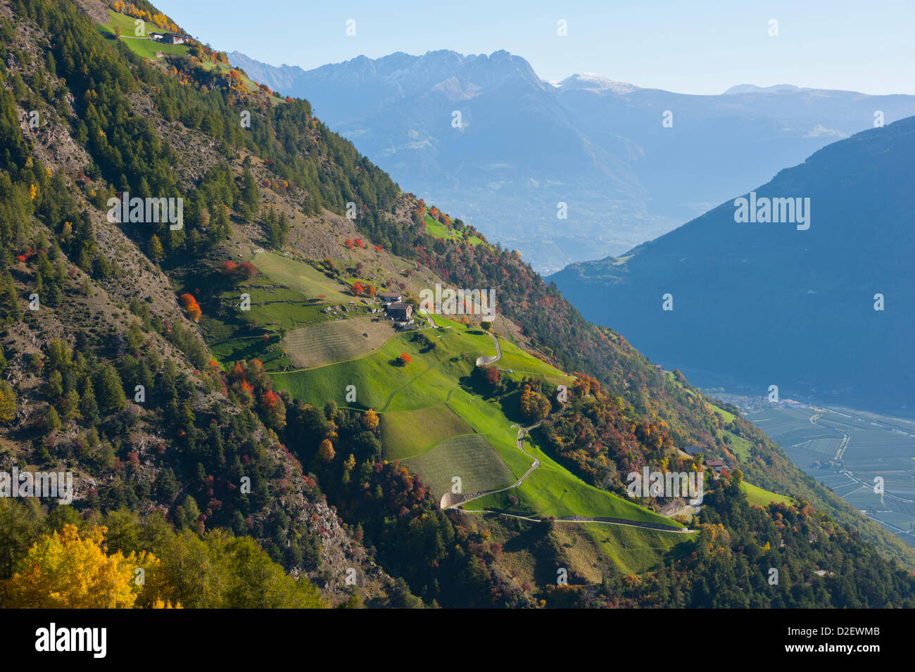 South tyrolean farm hi-res stock photography and images - Alamy