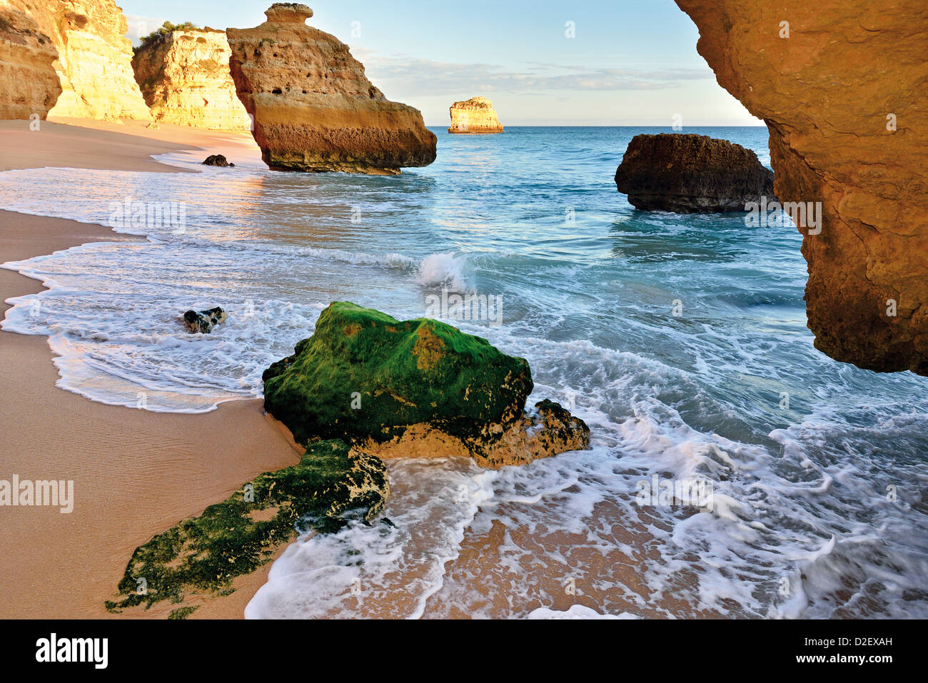 Algarve geology hi-res stock photography and images - Alamy