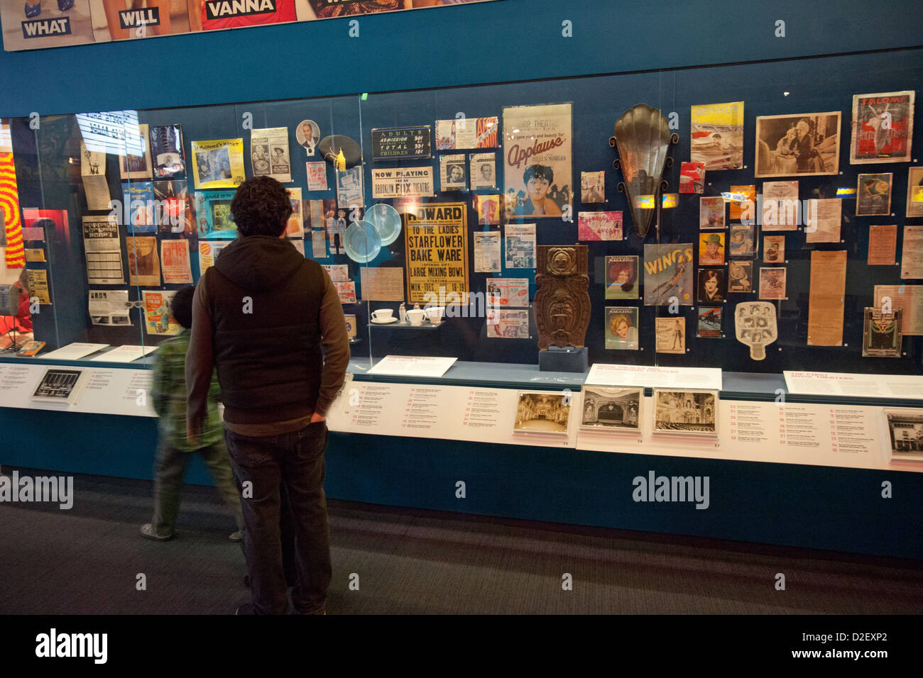 Museum display case technology hi-res stock photography and images - Alamy