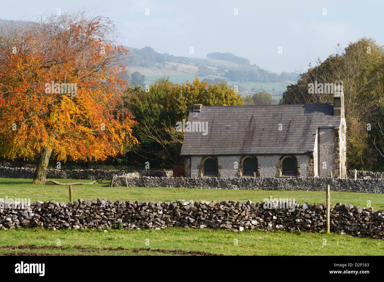 Little longstone monsal dale hi-res stock photography and images - Alamy