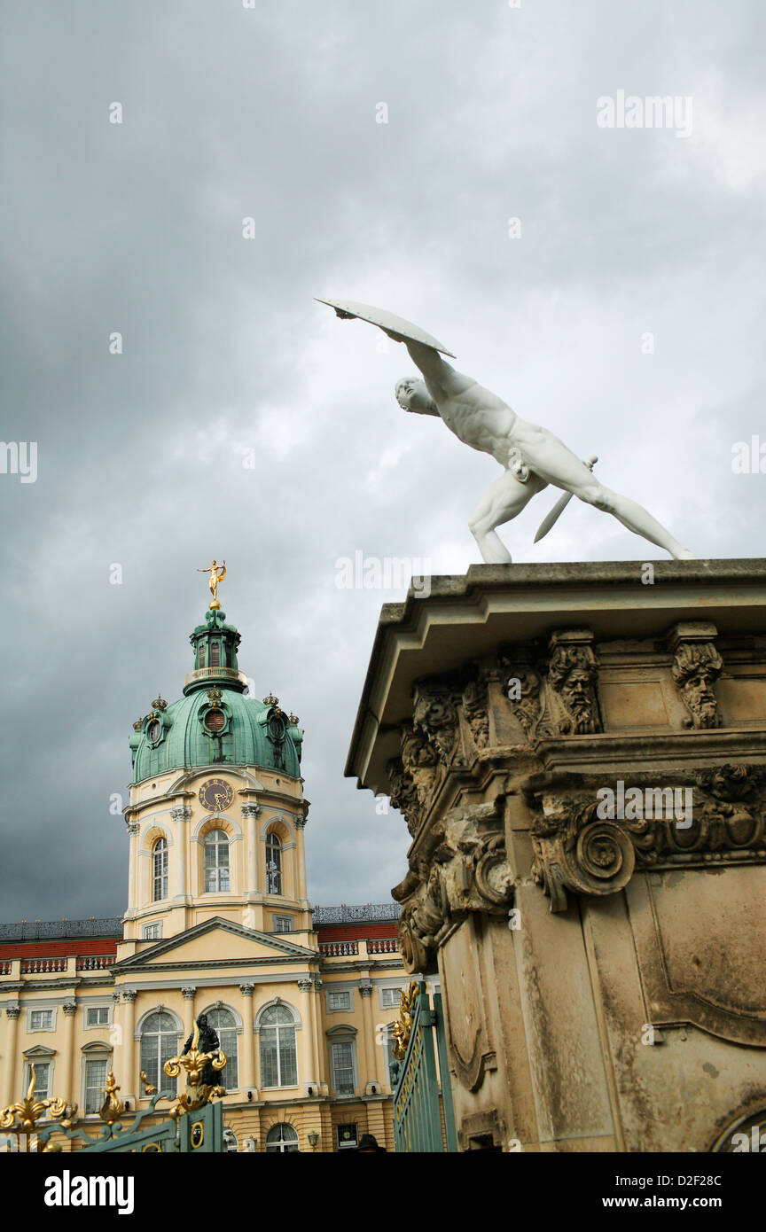Baroque gatehouse hi-res stock photography and images - Alamy