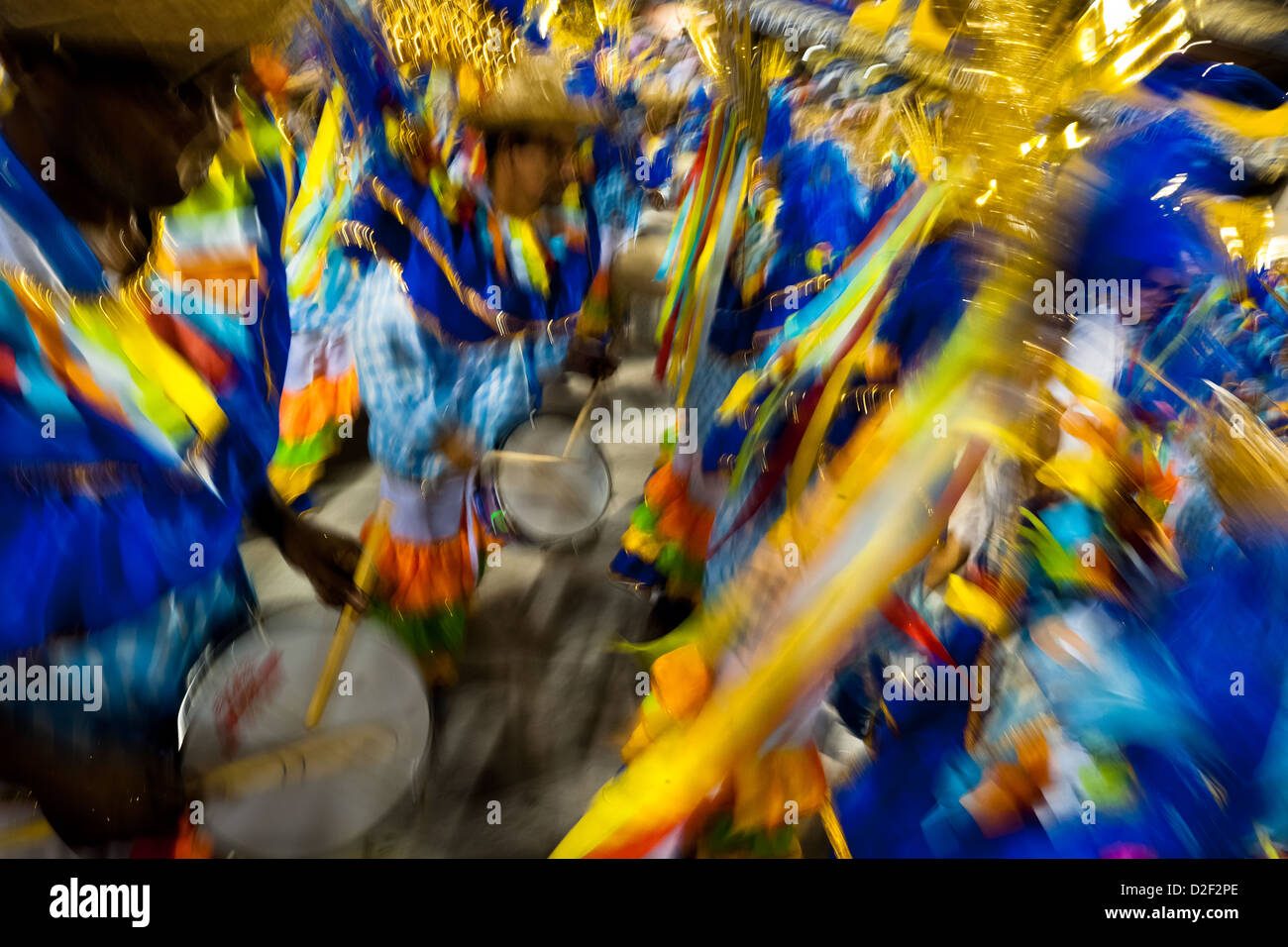 Rio de janeiro carnival drums hi-res stock photography and images - Alamy