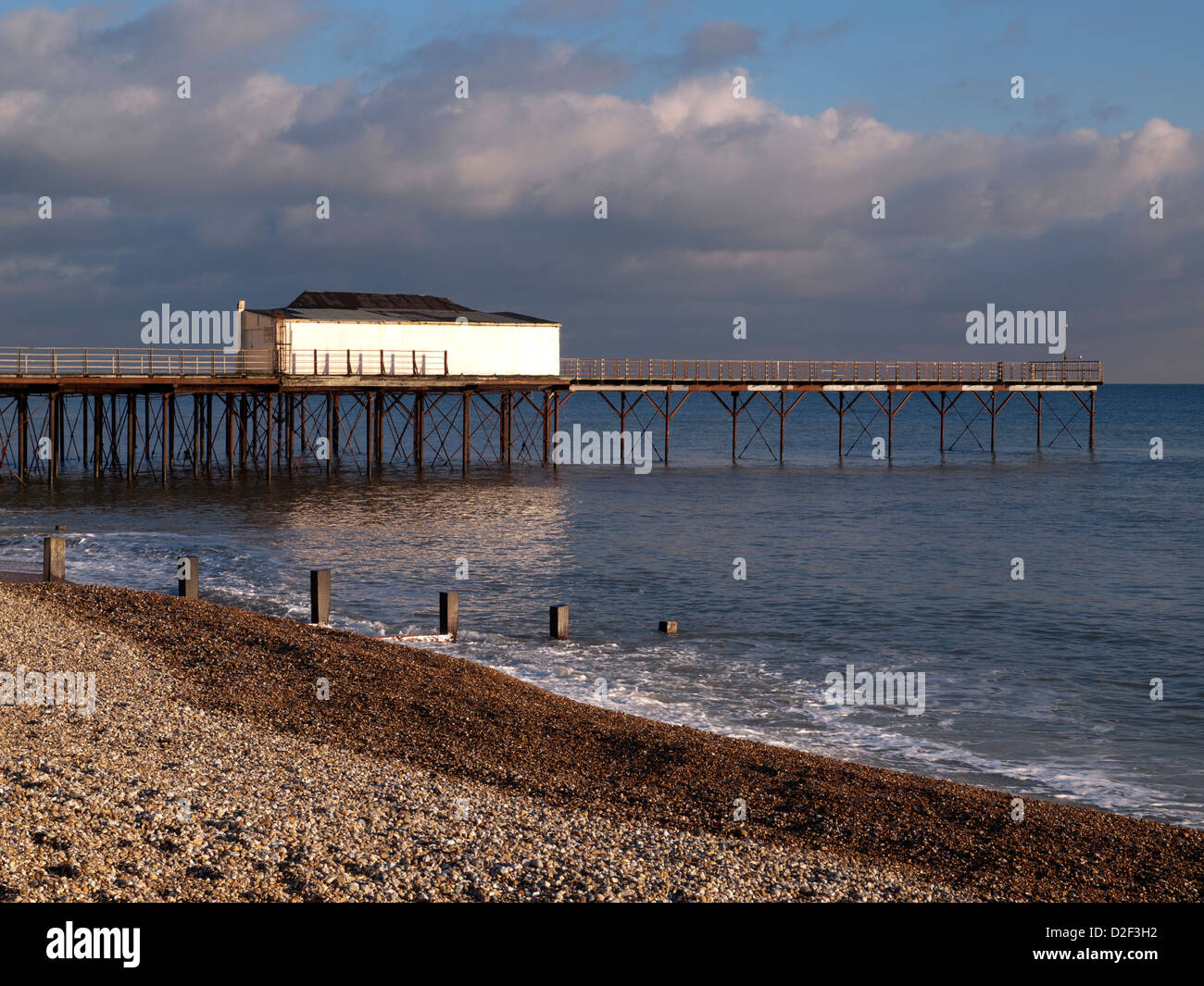 The pier and seafront at Bognor Regis Stock Photo - Alamy