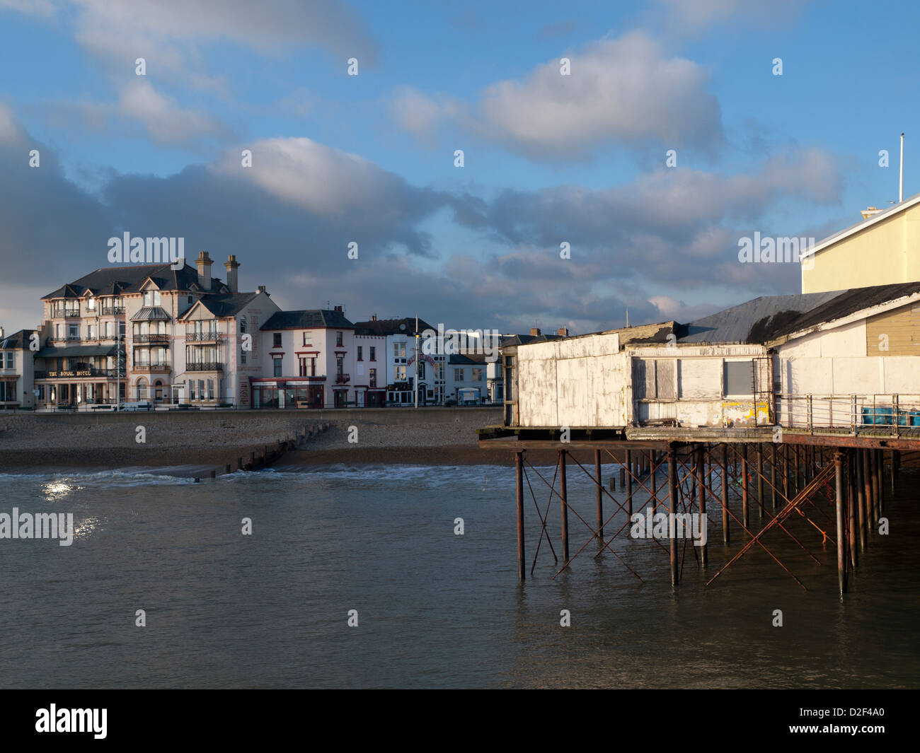 The pier and seafront at Bognor Regis Stock Photo - Alamy