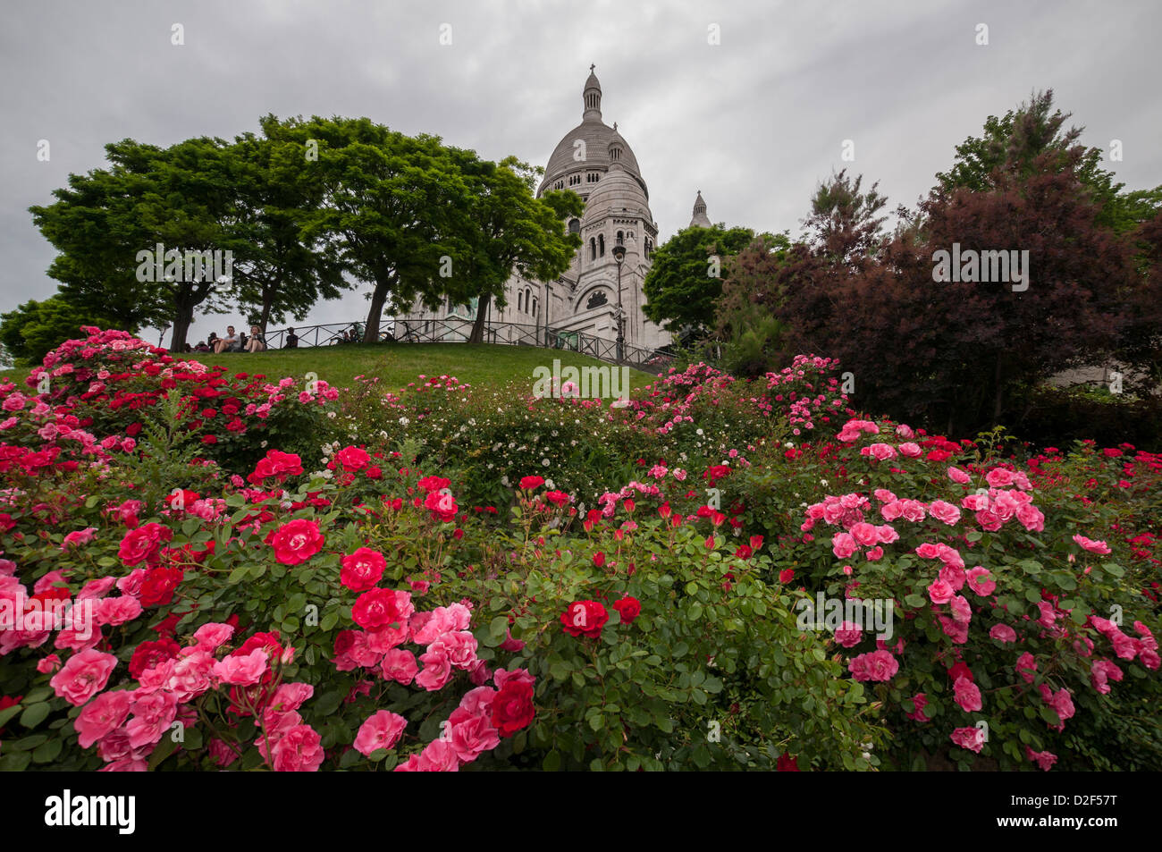 The Basilica of the Sacred Heart of Paris, commonly known as Sacré-Cœur ...