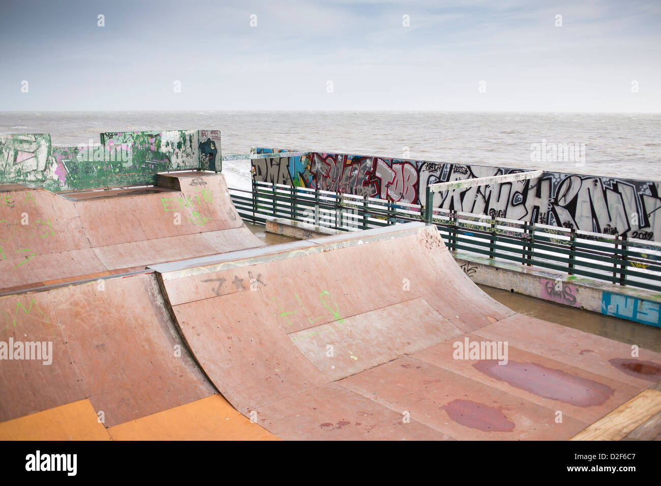 Uk skatepark hi-res stock photography and images - Alamy