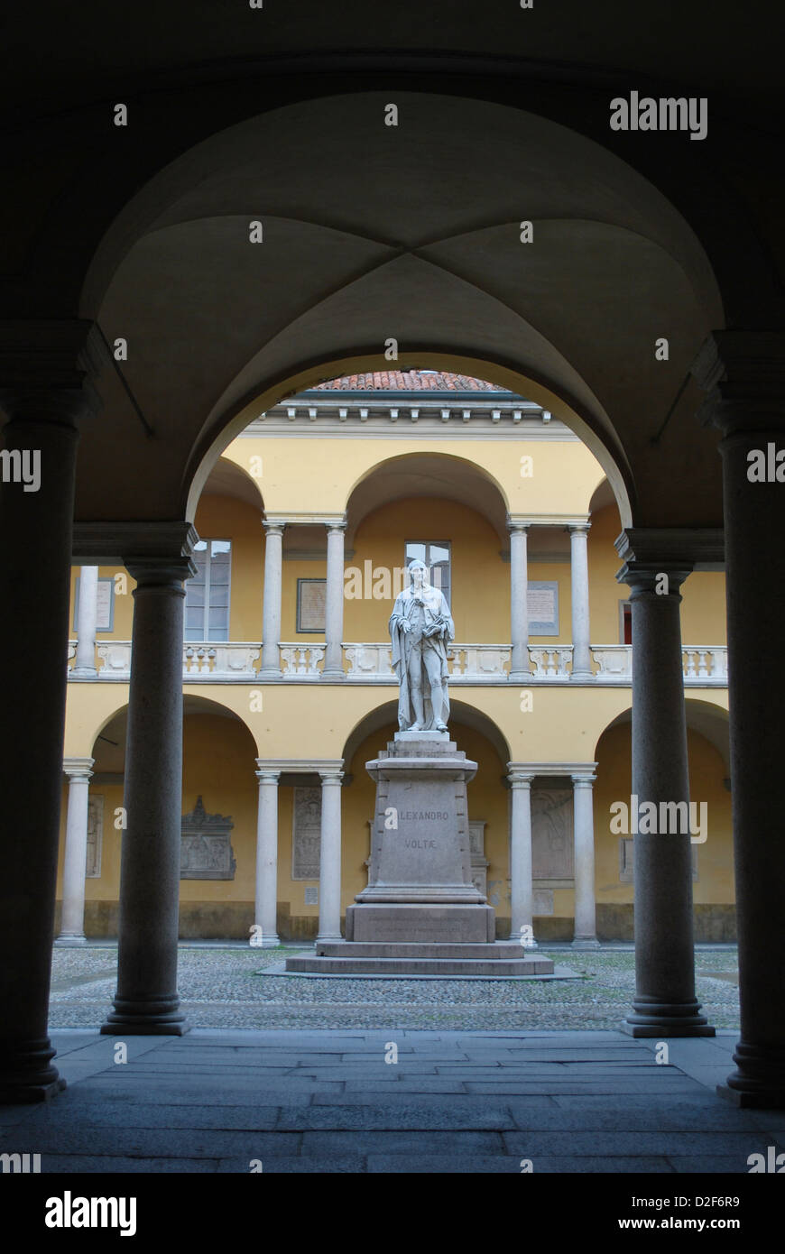 Courtyard and arcade in famous historical Pavia university, Lombardy ...