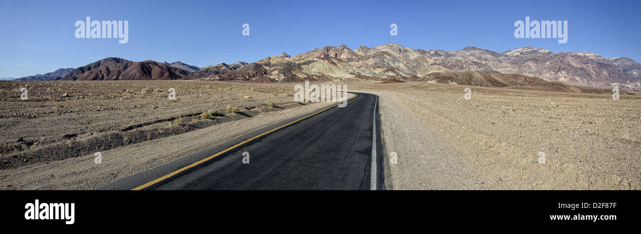 Empty desert road in Death Valley National Park Stock Photo - Alamy