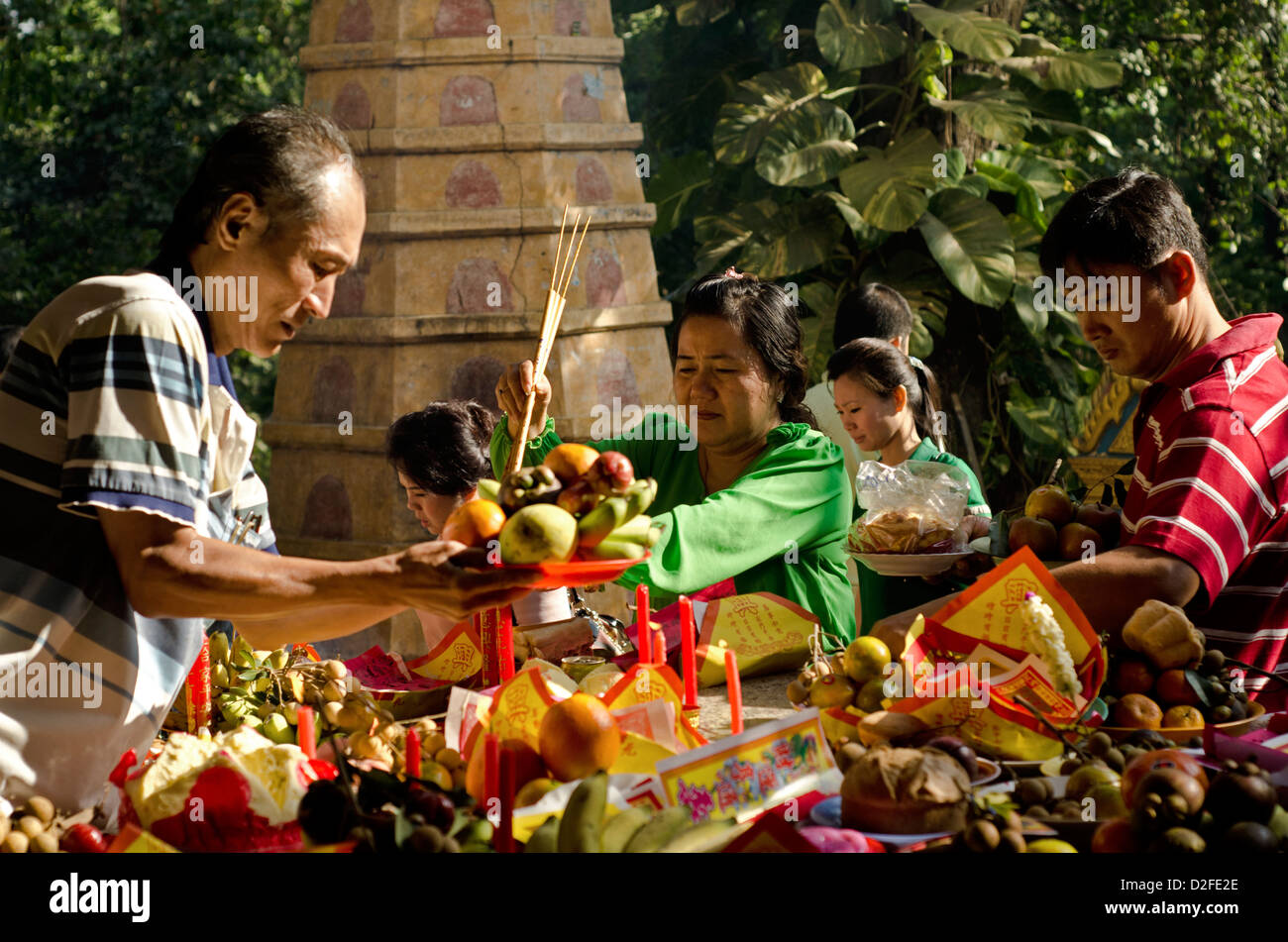 Phnom daun penh hi-res stock photography and images - Alamy