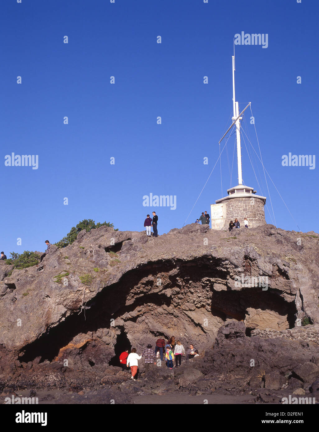 Cave rock at Sumner Beach, Sumner, Christchurch, Canterbury Region ...