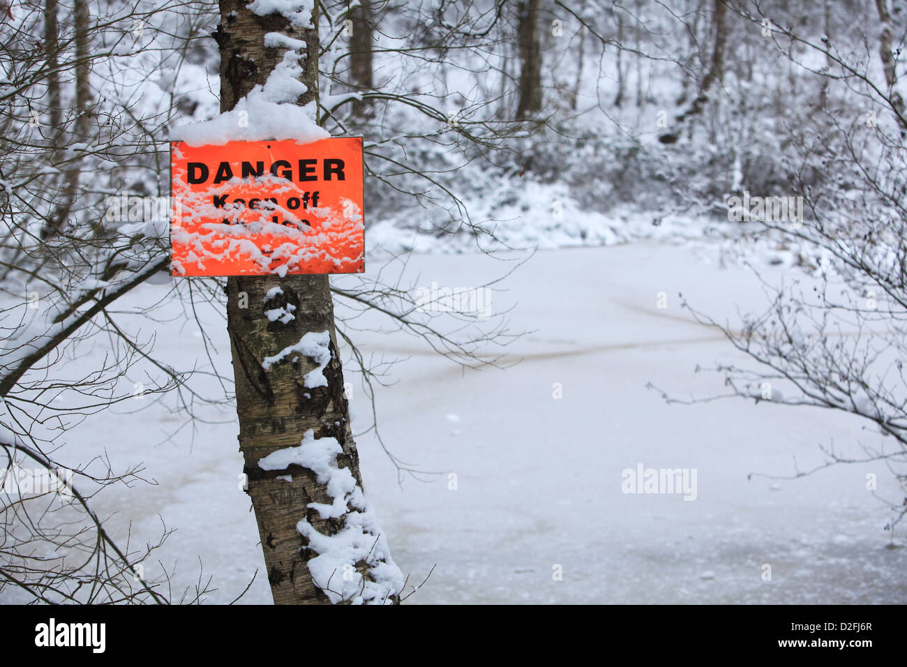 Lake Signage High Resolution Stock Photography and Images - Alamy