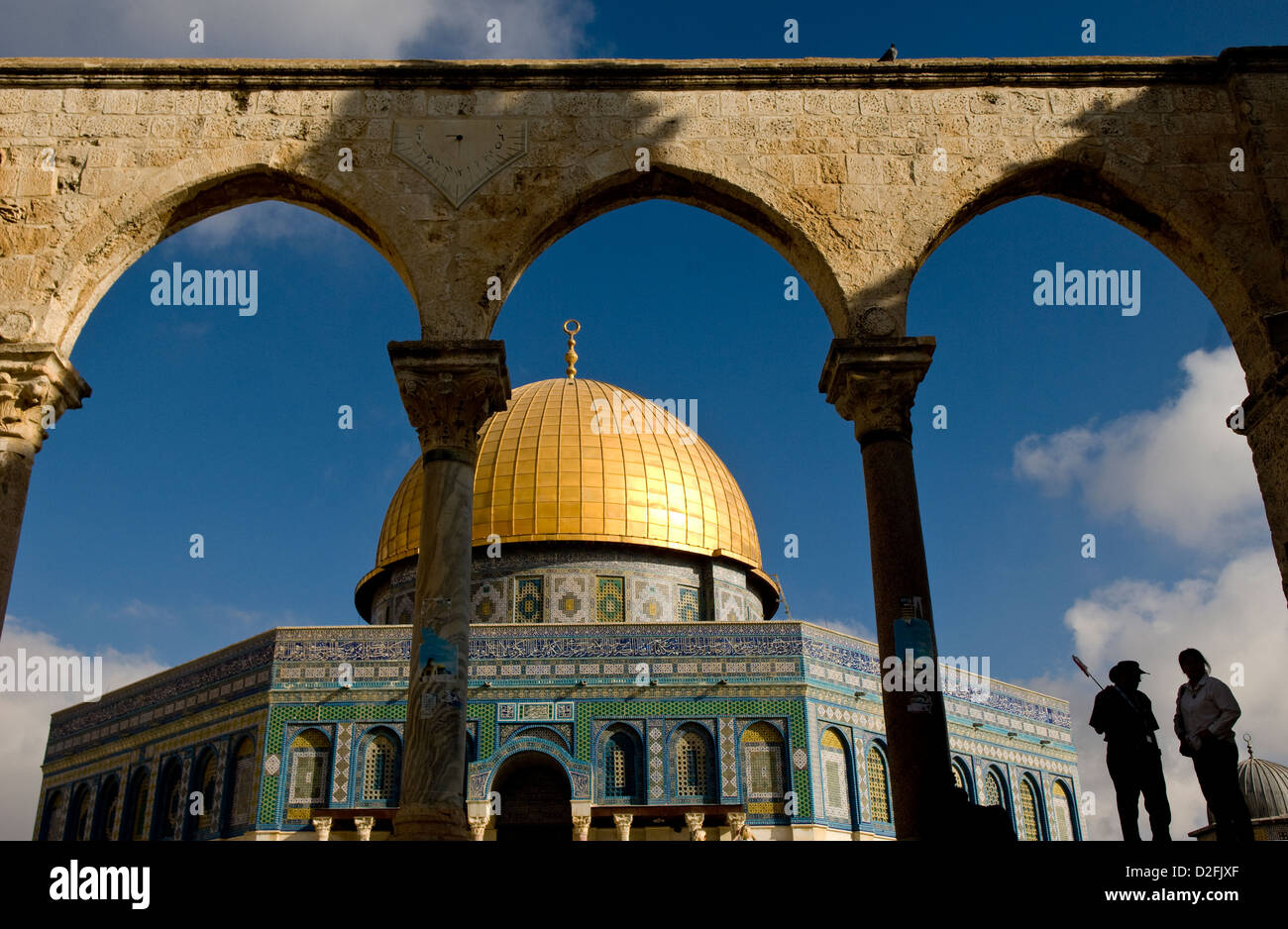 al aqsa mosque (dome of the rock) through arches, jerusalem, israel ...