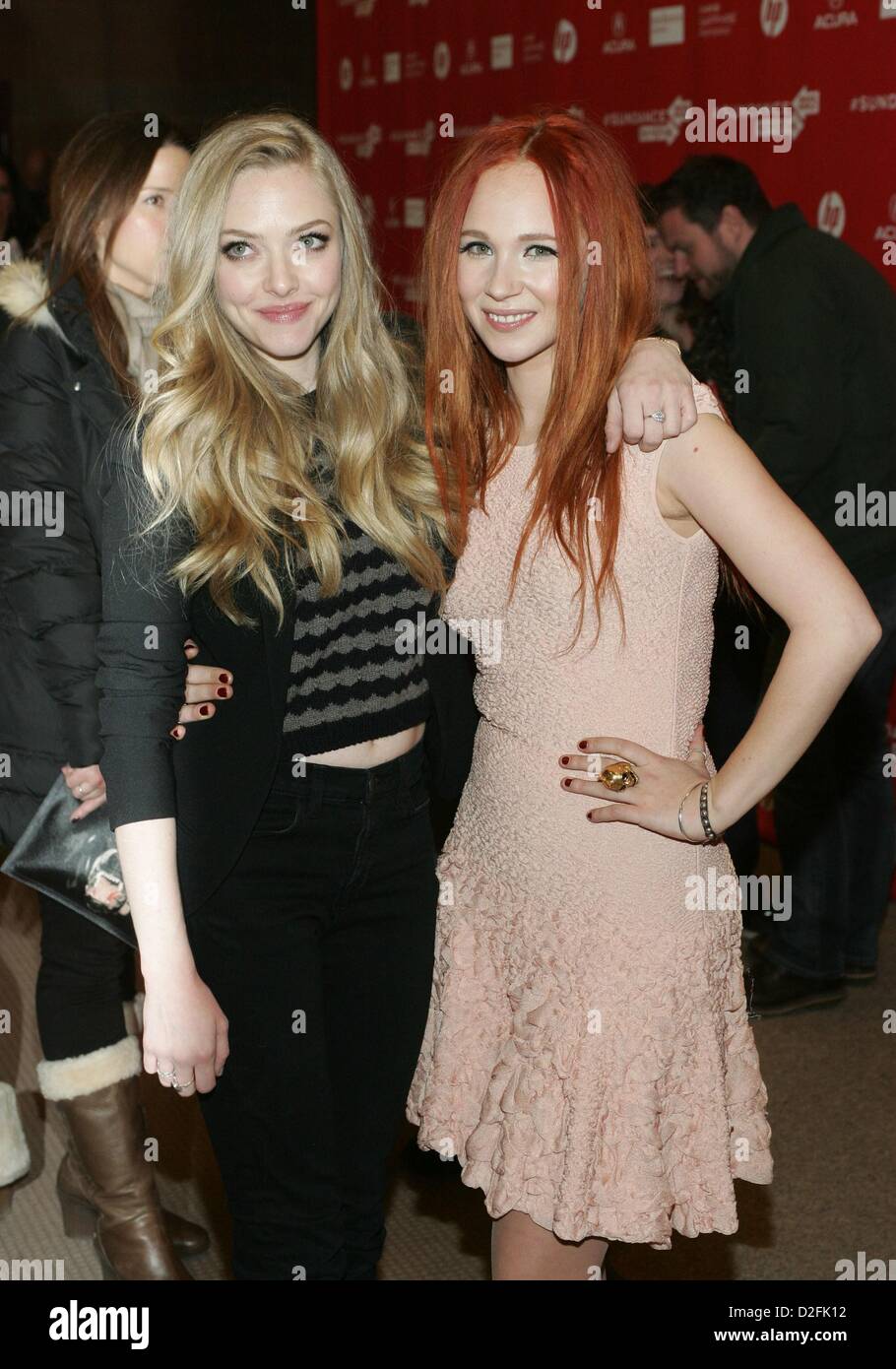 Juno temple and amanda temple hi-res stock photography and images - Alamy