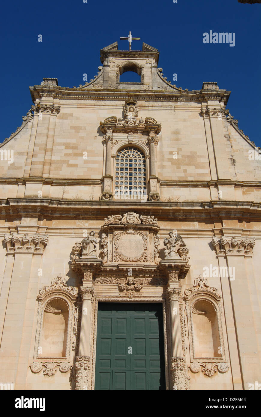 Facciata chiesa hi-res stock photography and images - Alamy